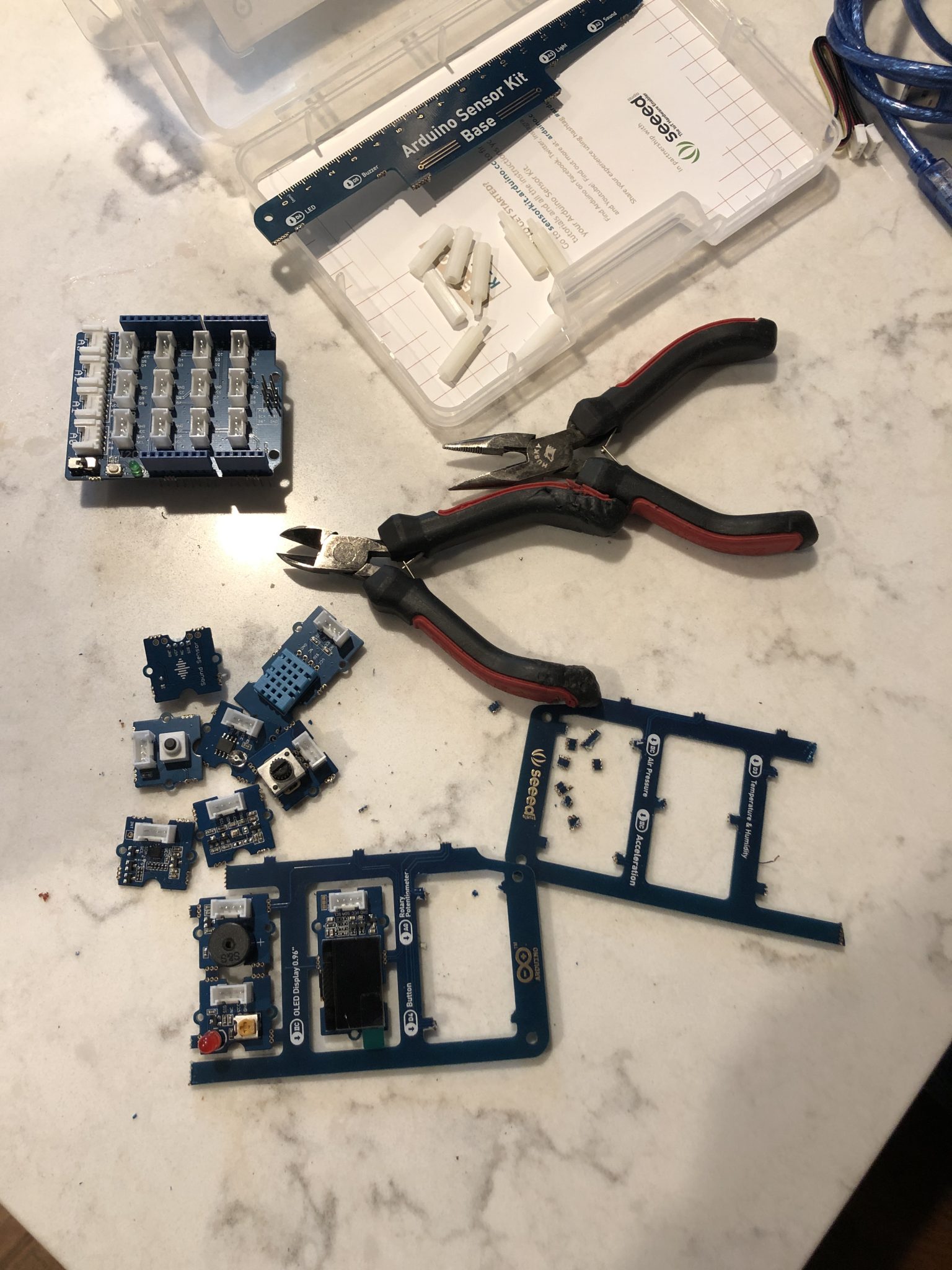 Seeed Arduino Sensor Kit review - Maks Surguy's blog on Technology ... Seeed Arduino Sensor Kit review - Maks Surguy's blog on Technology ...